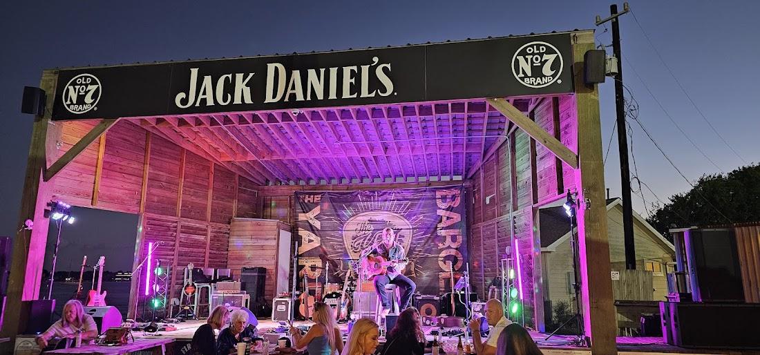 Barge 295 - Bar & grill in Seabrook, TX